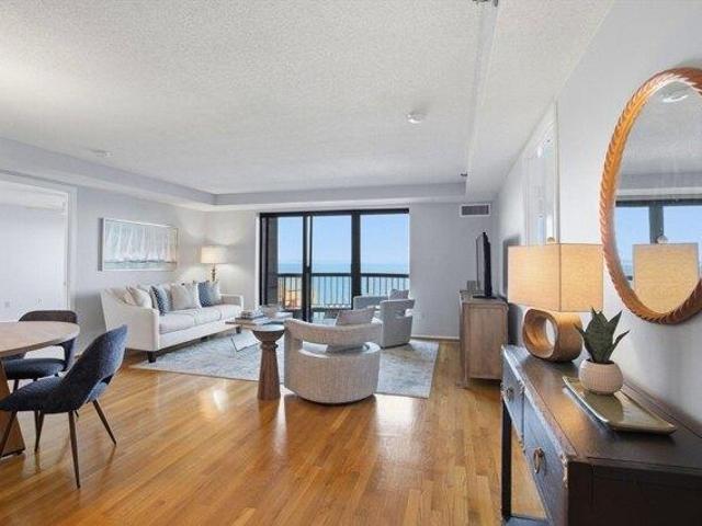 condo with 2 bedroom, Winthrop MA ES103809420
