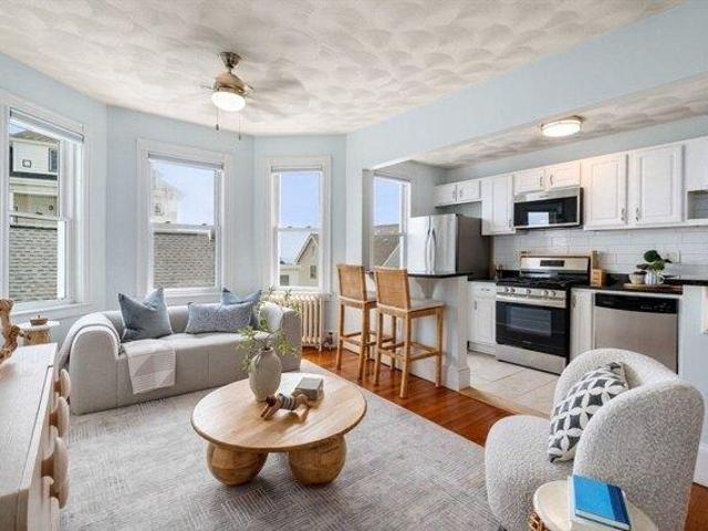 condo with 2 bedroom, Winthrop MA ES104010873