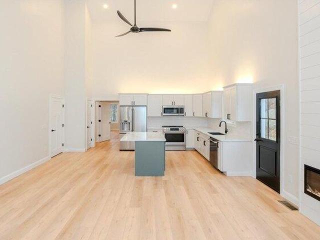 condo with 2 bedroom, Windham ME ES102825030