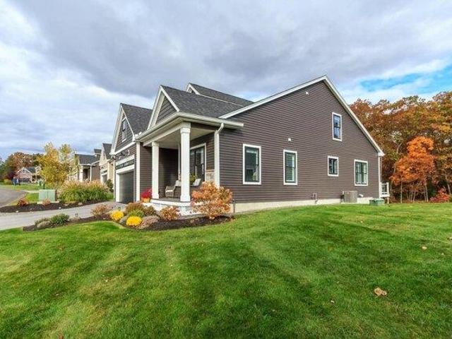 condo with 2 bedroom, Windham NH ES103849210