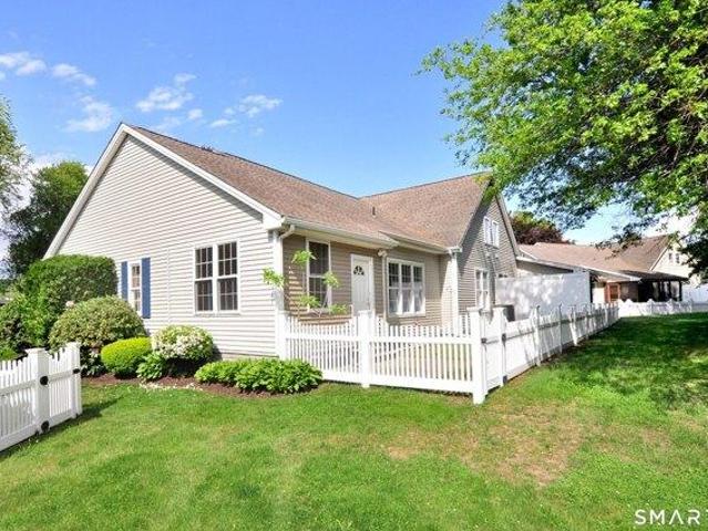 condo with 2 bedroom, Windsor CT DS104076180