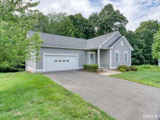condo with 2 bedroom, Windsor Locks CT ES105105324
