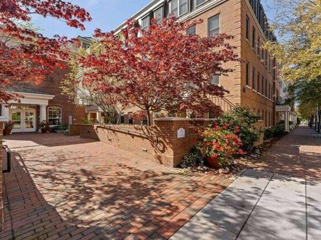 condo with 2 bedroom, Winooski VT DLS101750923