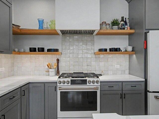 condo with 2 bedroom, Winooski VT DLS102258356