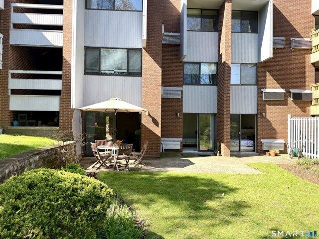 condo with 2 bedroom, Wilton CT DS102217498