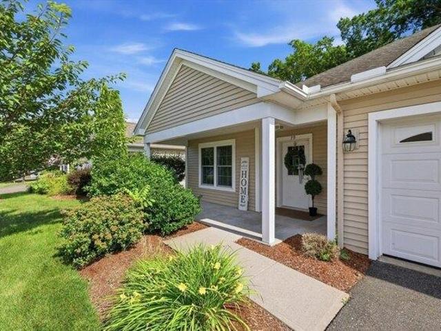 condo with 2 bedroom, Wilbraham MA ES105041808
