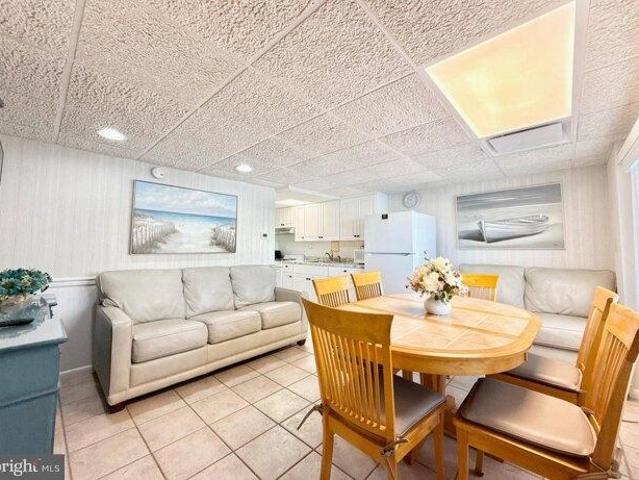 condo with 2 bedroom, Wildwood Crest NJ DLS101629800
