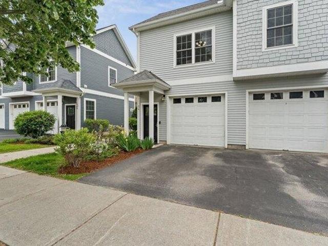 condo with 2 bedroom, Williston VT ES103161606