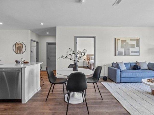 condo with 2 bedroom, Wilmington MA DLS102089128