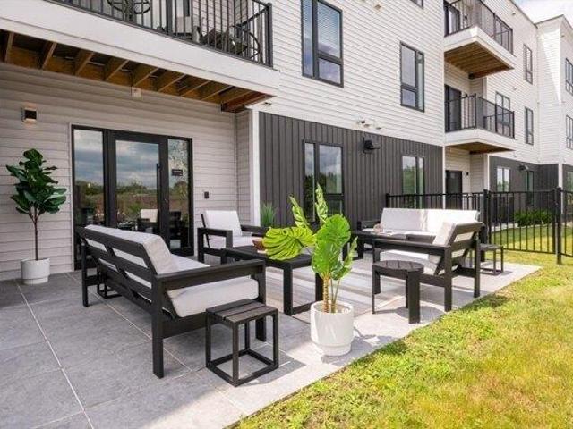 condo with 2 bedroom, Wilmington MA DS102962507