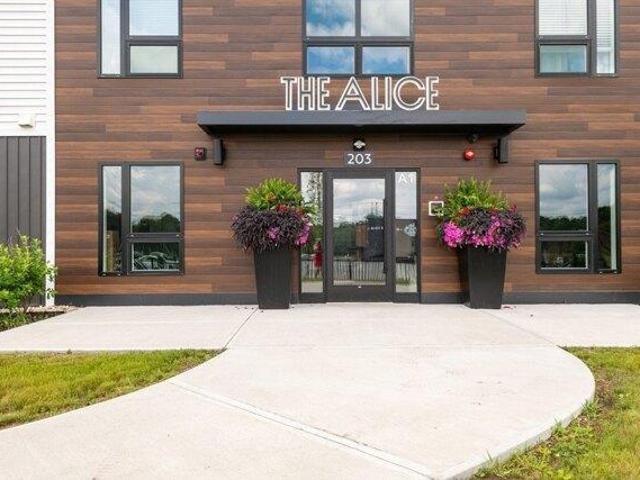 condo with 2 bedroom, Wilmington MA ES104331174