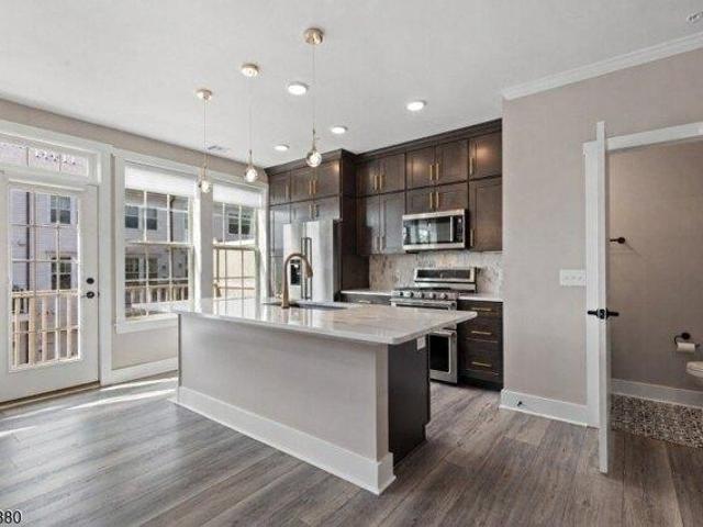 condo with 2 bedroom, Wood Ridge NJ ES104848896