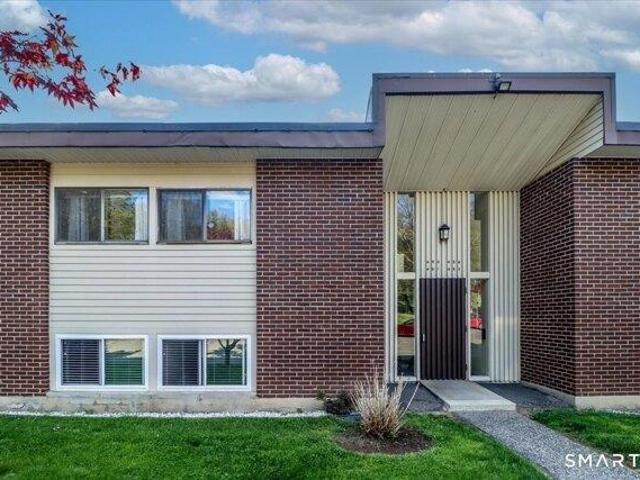 condo with 2 bedroom, Woodbury CT DLS102317934