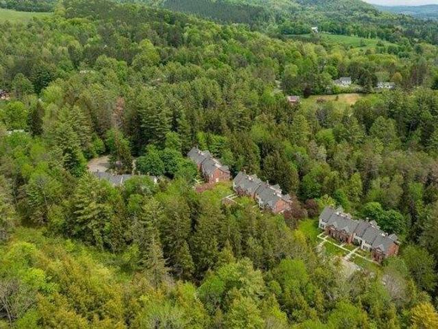 condo with 2 bedroom, Woodstock VT DS102218523