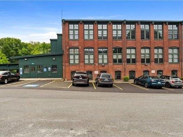 condo with 2 bedroom, Woonsocket RI DS103037293