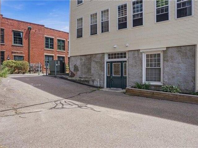 condo with 2 bedroom, Woonsocket RI DS103929718