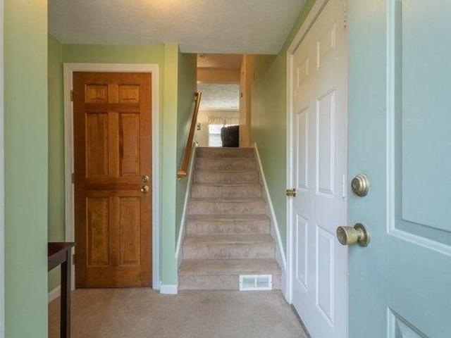 condo with 2 bedroom, Woonsocket RI ES104831332