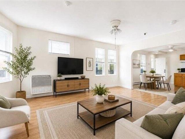 condo with 2 bedroom, Woonsocket RI ES104849654