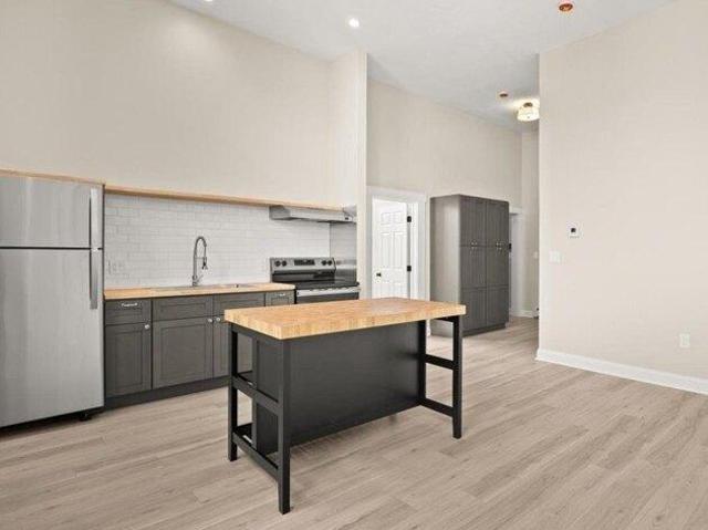 condo with 2 bedroom, Woonsocket RI ES103498592
