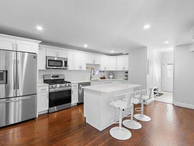 condo with 2 bedroom, Woburn MA DLS102859893