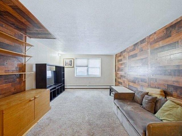 condo with 2 bedroom, Woburn MA DLS103070784