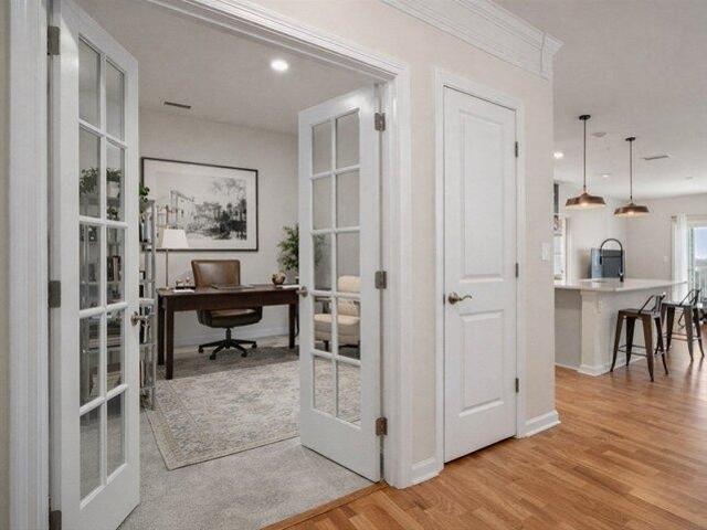 condo with 2 bedroom, Woburn MA ES103438148