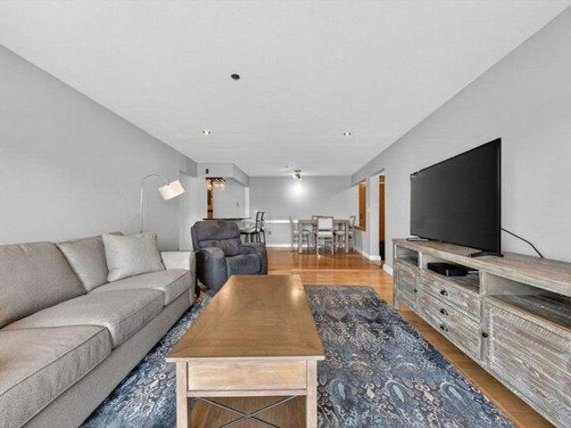 condo with 2 bedroom, Woburn MA ES103442220