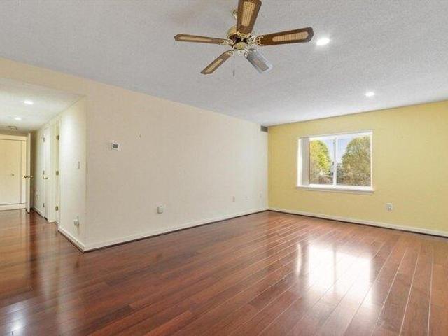 condo with 2 bedroom, Woburn MA ES103496878