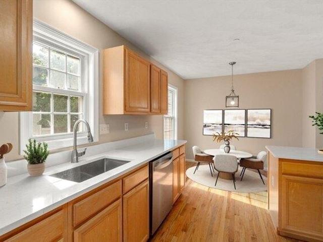 condo with 2 bedroom, Woburn MA ES103662492