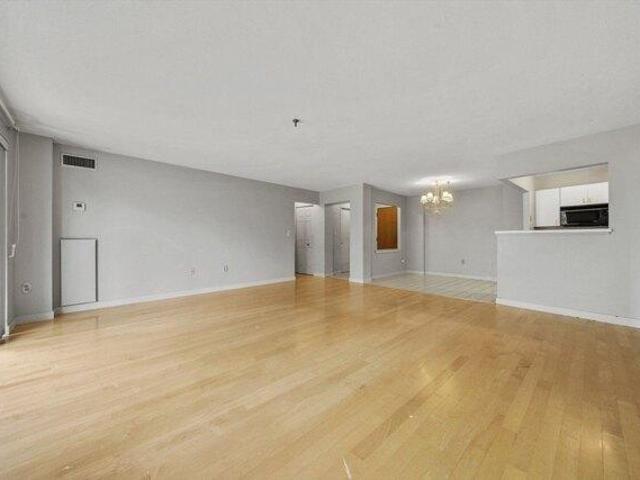 condo with 2 bedroom, Woburn MA ES104478484