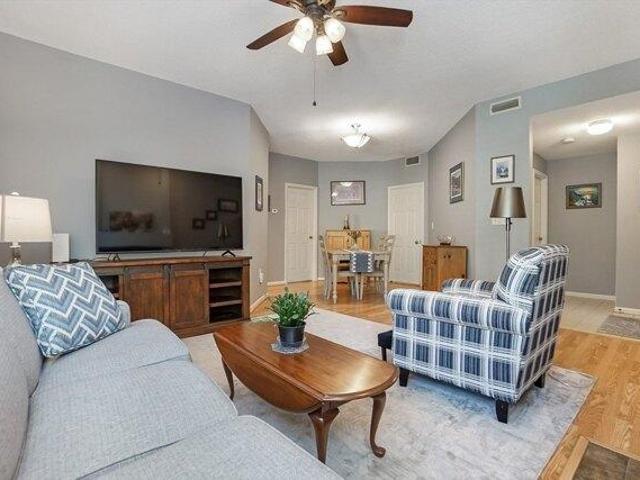 condo with 2 bedroom, Woburn MA ES104078856