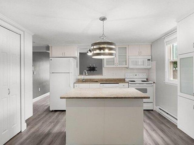 condo with 2 bedroom, Woburn MA ES105350821