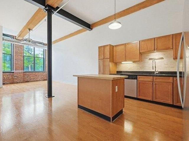 condo with 2 bedroom, Worcester MA DS102369519