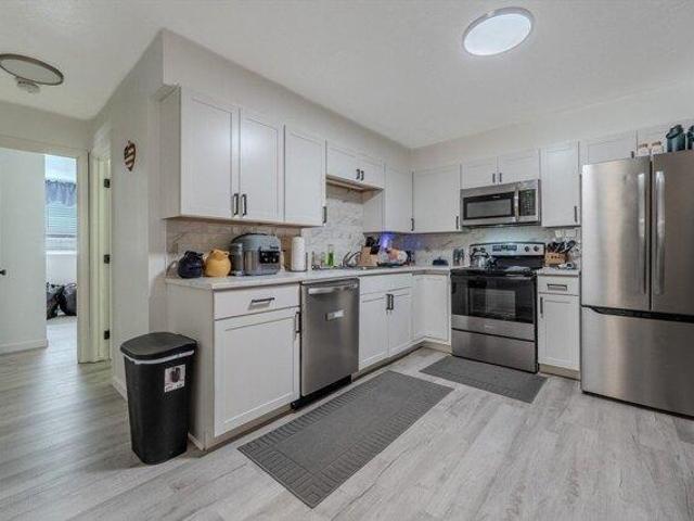 condo with 2 bedroom, Worcester MA ES104443045