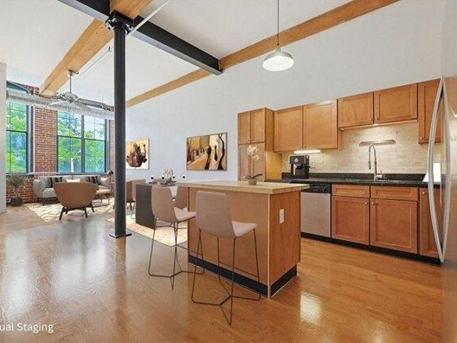 condo with 2 bedroom, Worcester MA ES104513047