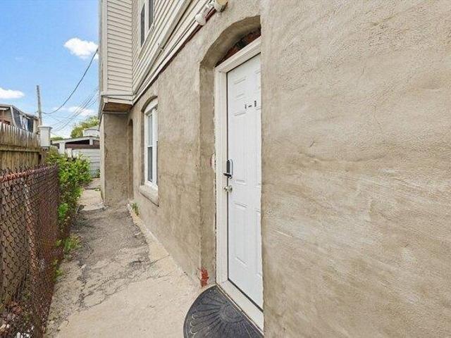 condo with 2 bedroom, Worcester MA ES104849003