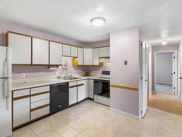 condo with 2 bedroom, Worcester MA ES104189731