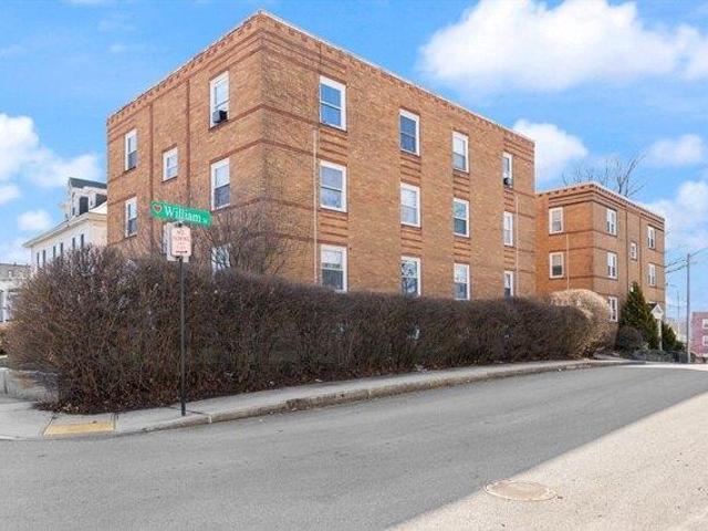 condo with 2 bedroom, Worcester MA ES105040848