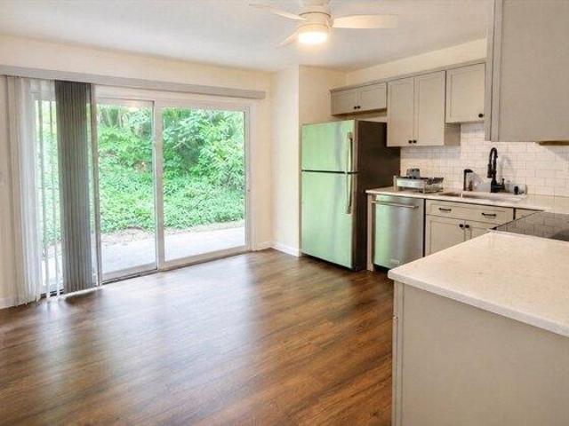 condo with 2 bedroom, Worcester MA ES105060529