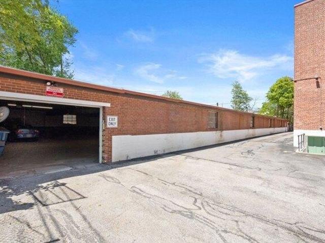 condo with 2 bedroom, Worcester MA ES105105557