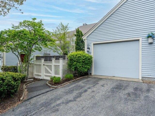 condo with 2 bedroom, Yarmouth Port MA DS103885486