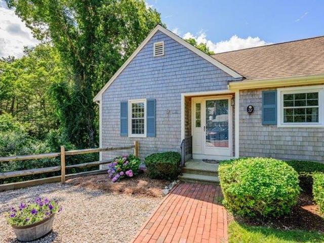 condo with 2 bedroom, Yarmouth Port MA ES104760938