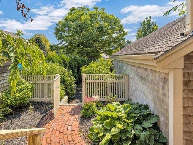 condo with 2 bedroom, Yarmouth Port MA ES103852474