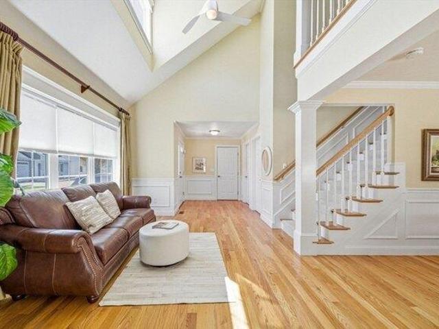 condo with 2 bedroom, Acton MA DS102061233