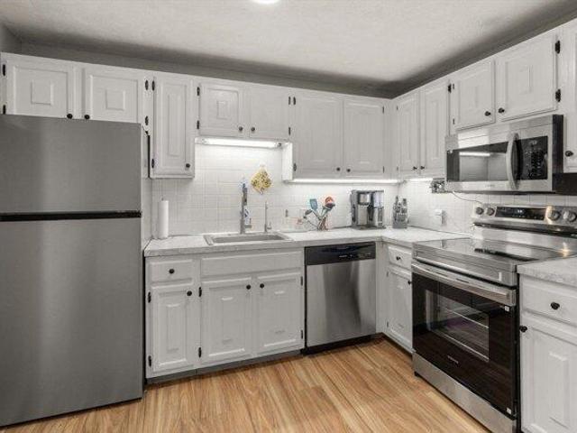 condo with 2 bedroom, Acton MA ES105206291