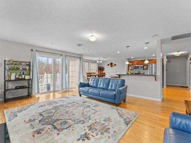 condo with 2 bedroom, Abington MA DS102215207