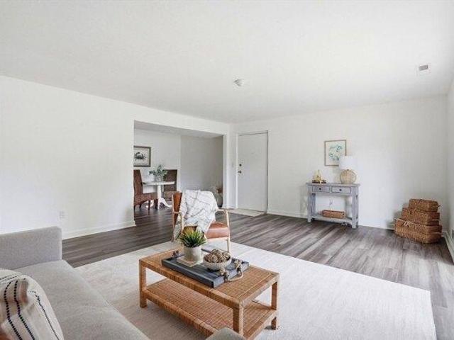 condo with 2 bedroom, Abington MA DS104079074