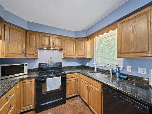 condo with 2 bedroom, Abington MA ES103493798