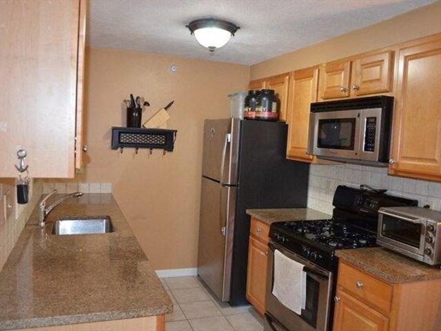 condo with 2 bedroom, Abington MA ES105190015