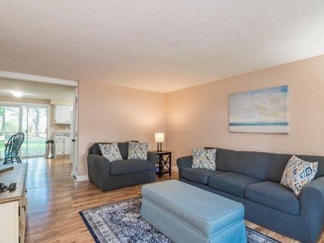 condo with 2 bedroom, Agawam MA DLS102633183